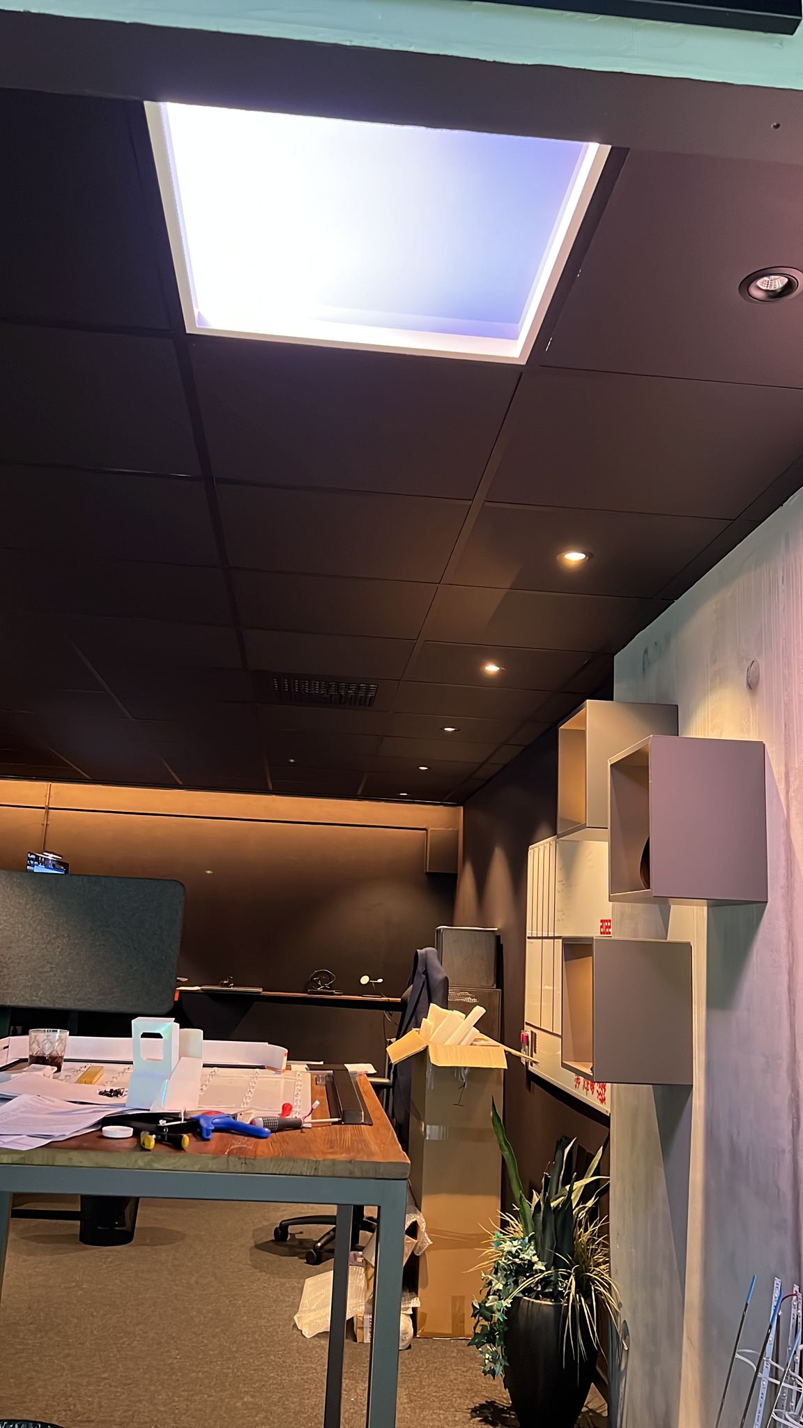 Skylight-80W is a perfect office lighting fixture, well compatible with ...